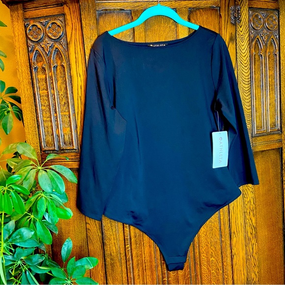 Athleta | Tops | Athleta Valencia Bodysuit With 34 Sleeves | Poshmark